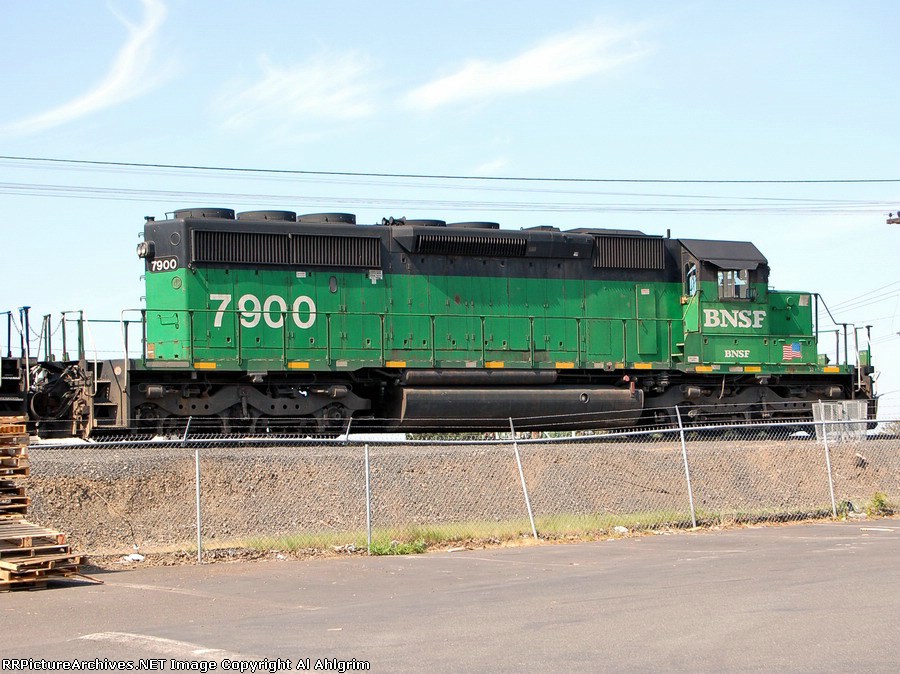 BNSF 7900
